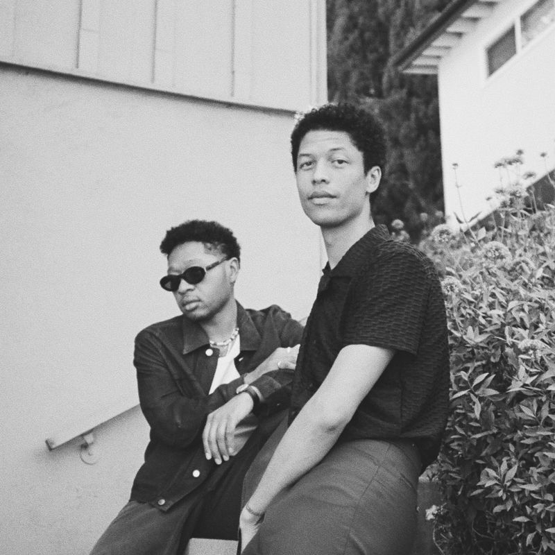 ”Summer In December” by Otis Kane/Aaron Childs - トラック・歌詞情報 | AWA