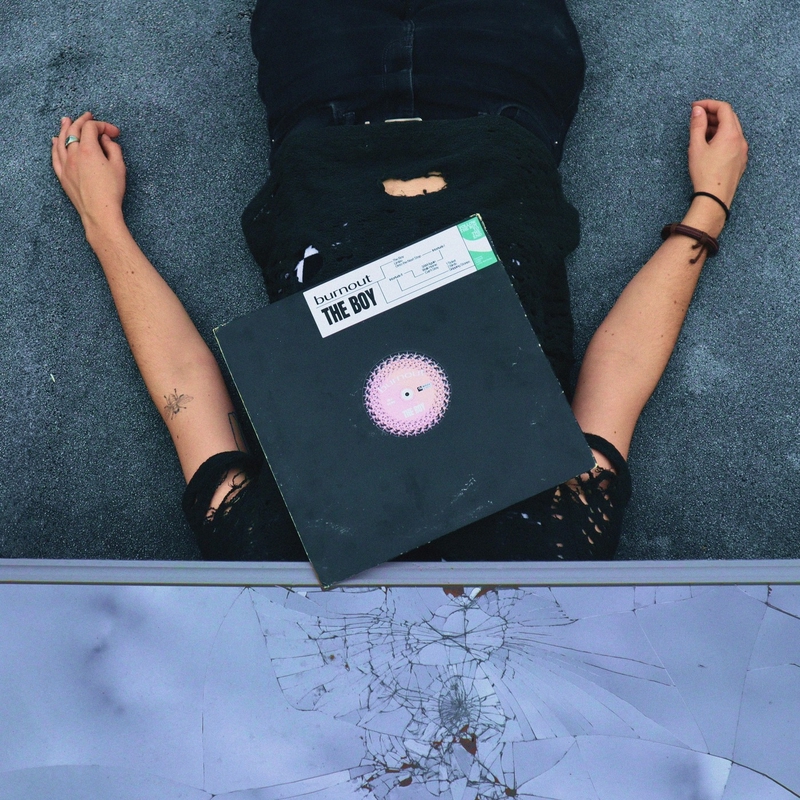 ”Onto the Next Step” by Burnout - トラック・歌詞情報 | AWA