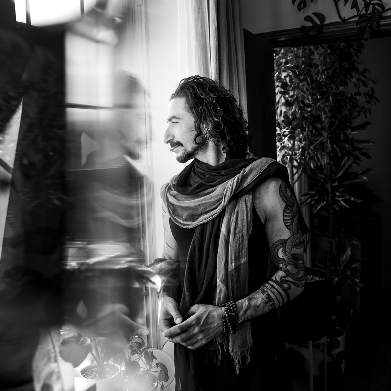 ”The Ever Widening Circle” by Michael Hewett - トラック・歌詞情報 | AWA